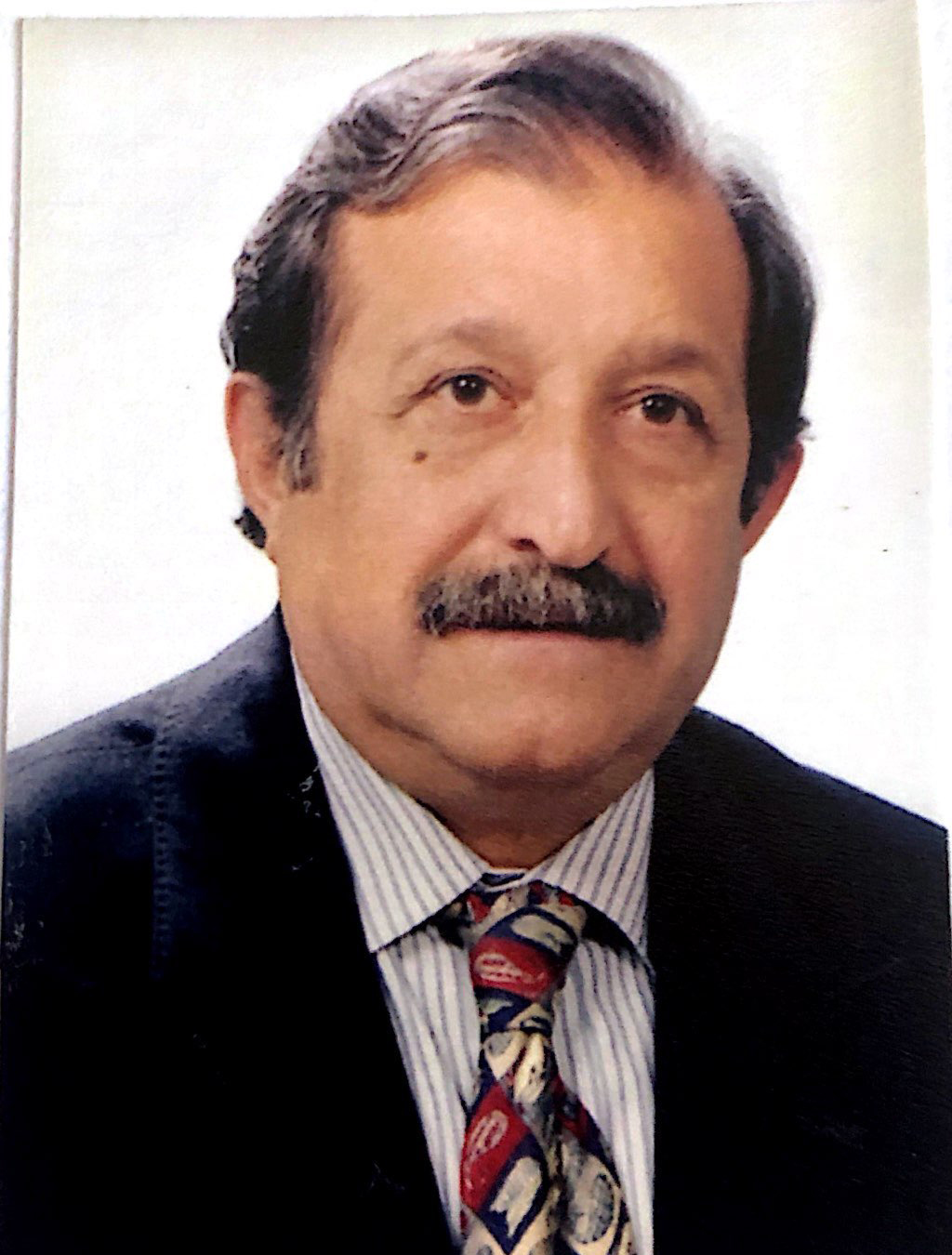 Doktorlarımız - İzmir Diyaliz Merkezleri